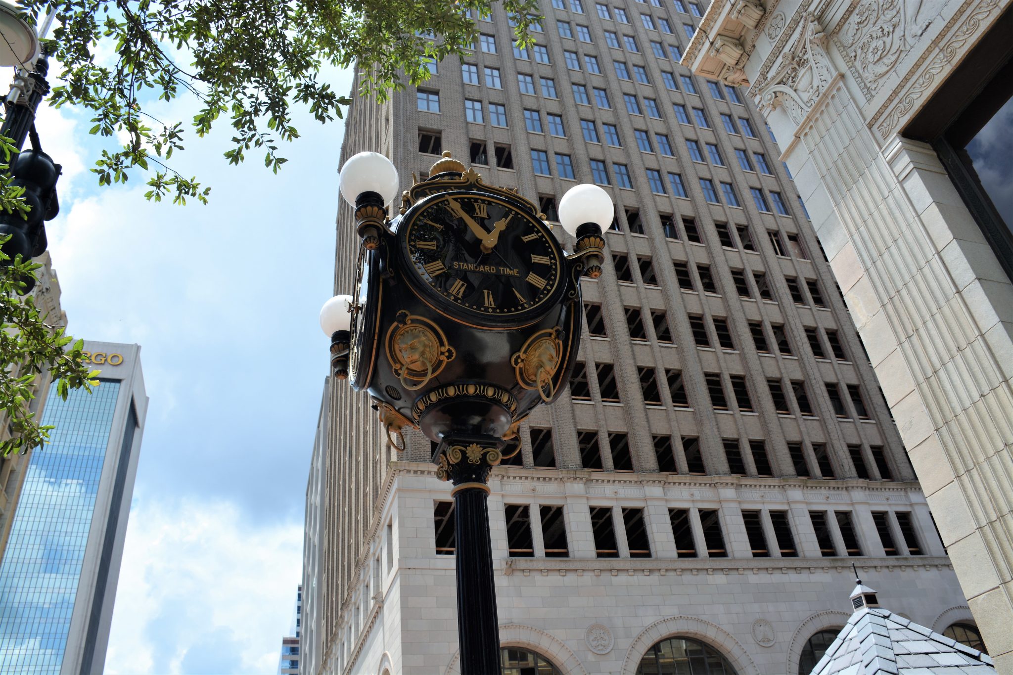 The Story Behind the Street Clock at Laura and Adams – The Coastal
